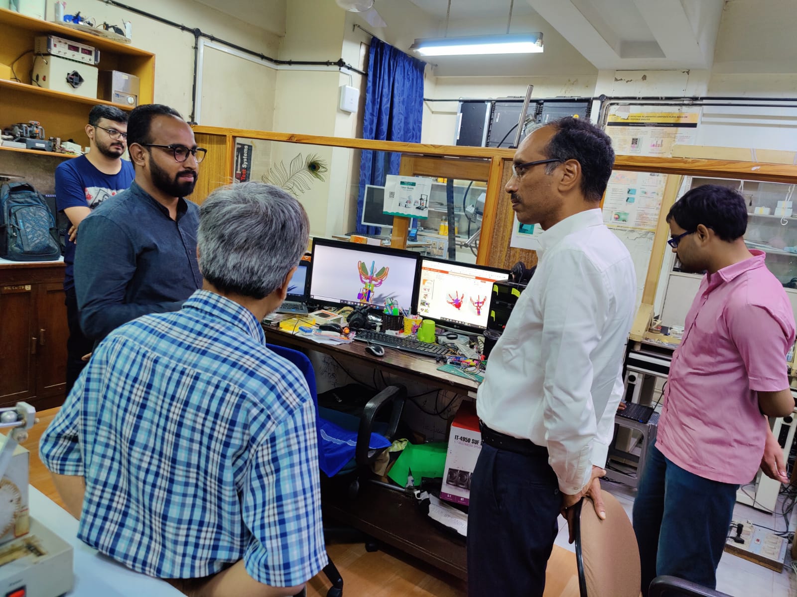 SMSS Lab Visit: Guest of Honour Dr. Manoj Gonuguntla | SMSS Laboratory ...