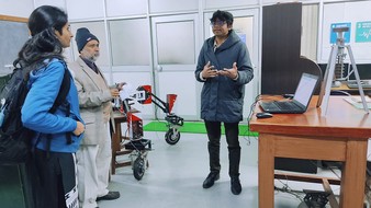 SMSS Lab Visit: Guest of Honour Dr. Shriya Srinivasan | SMSS Laboratory ...